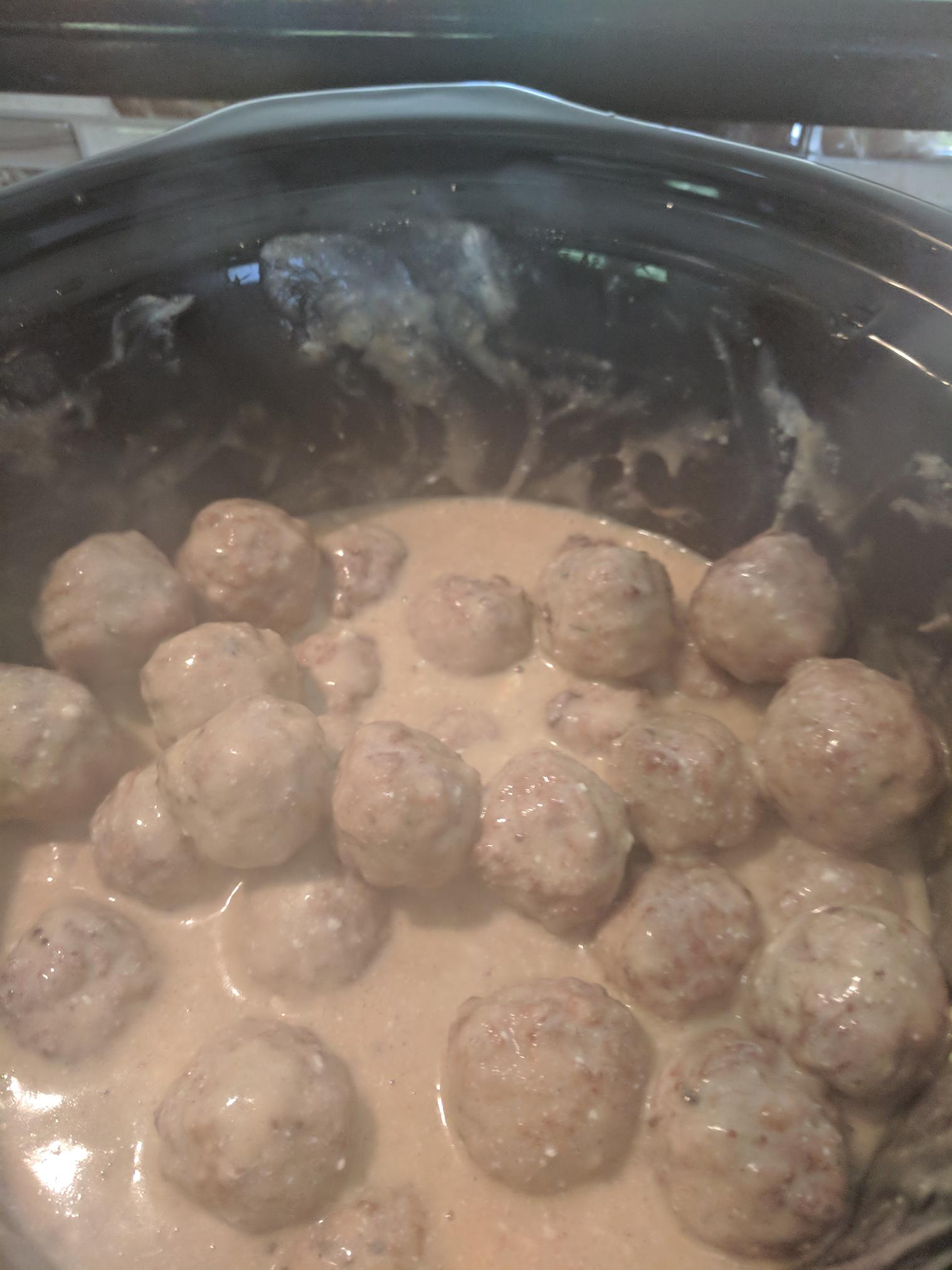 Tailgate Meatballs – Cookin With Brooke